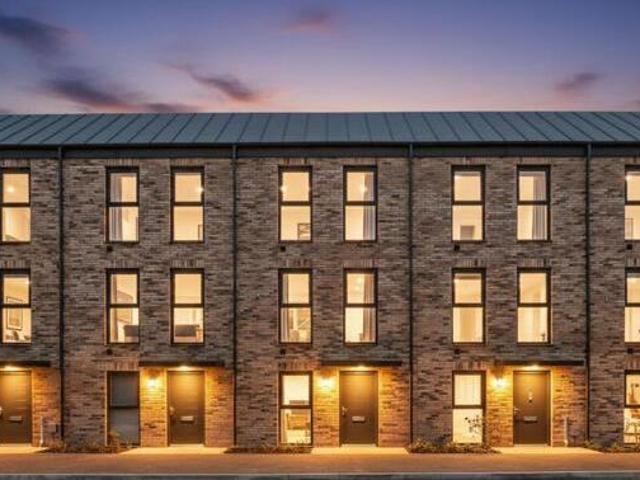 Tobias Waverley Central Phase Ii, Waverley, 3 Bedroom Terraced