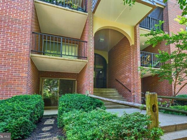 Tobin Rd Apt,annandale, Condo For Sale