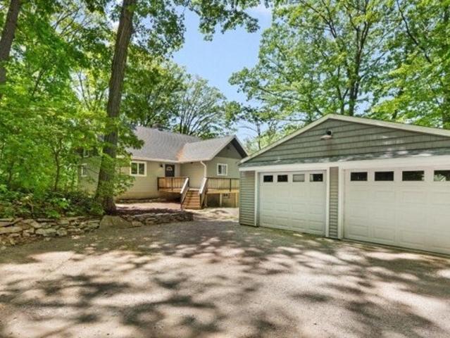 Toboggan Trl, Vernon, Home For Sale