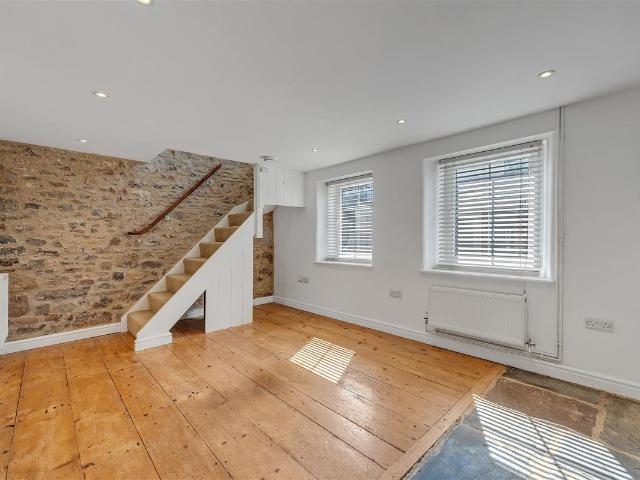 Tockington Green, Tockington, Bristol BS32, 2 bed semi detached house to rent, £1,750 pcm | PrimeLocation