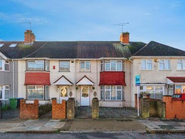 Tokyngton Avenue, Wembley, 3 Bedroom Terraced