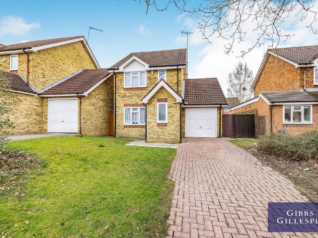 Tolcarne Drive, Pinner HA5, 3 bed detached house to rent, £2,475 pcm | PrimeLocation