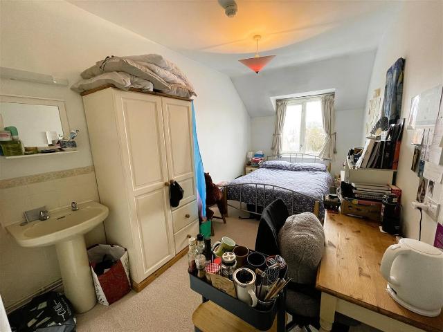 Tollgate Road, Salisbury SP1, Room to rent, £695 pcm | PrimeLocation