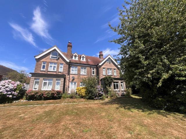 Tollgates House, Tollgates TN33, 2 bed flat to rent, £1,050 pcm | PrimeLocation