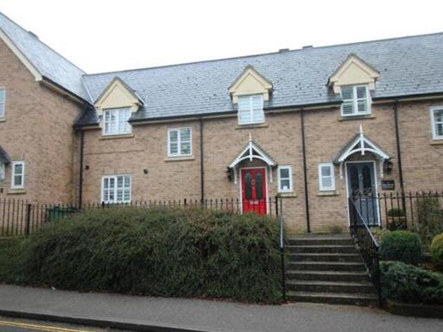 Tollhouse Cottages, St Peters Road, 3 Bedroom Terraced