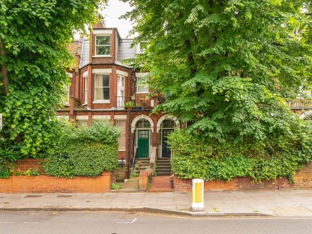 Tollington Park, London N4, Studio to rent, £1,500 pcm | PrimeLocation