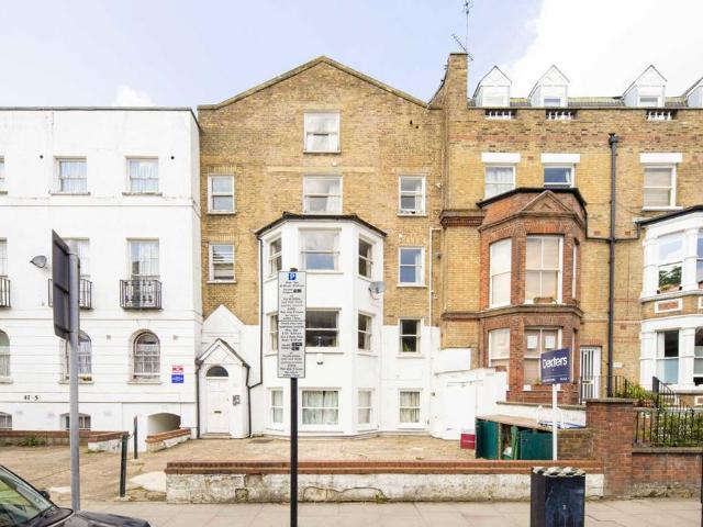 Tollington Park, London N4 3 bed flat to rent £3,600 pcm £831 pw