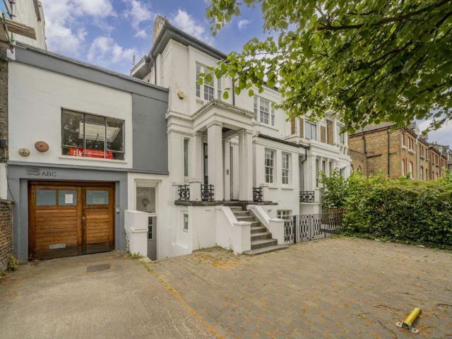 Tollington Park, London N4, 3 bed flat to rent, £3,600 pcm | PrimeLocation