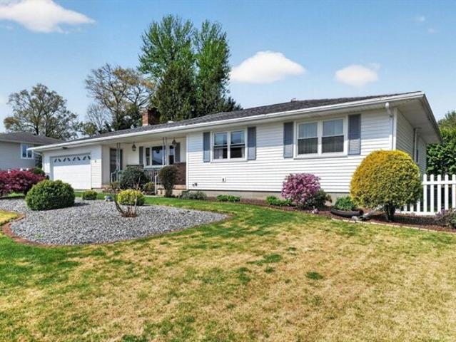 Tolpa Cir, Chicopee, Home For Sale