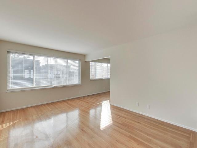 Top Floor 2BR in Prime Alamo Square Location!