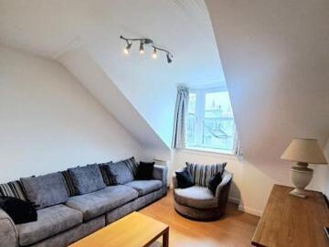 Top Floor, Crown Terrace, City Centre, 2 Bedroom Flat