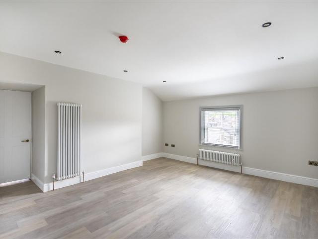 Top Floor, Cygnet Street, York YO23, 2 bed flat to rent, £1,550 pcm | PrimeLocation