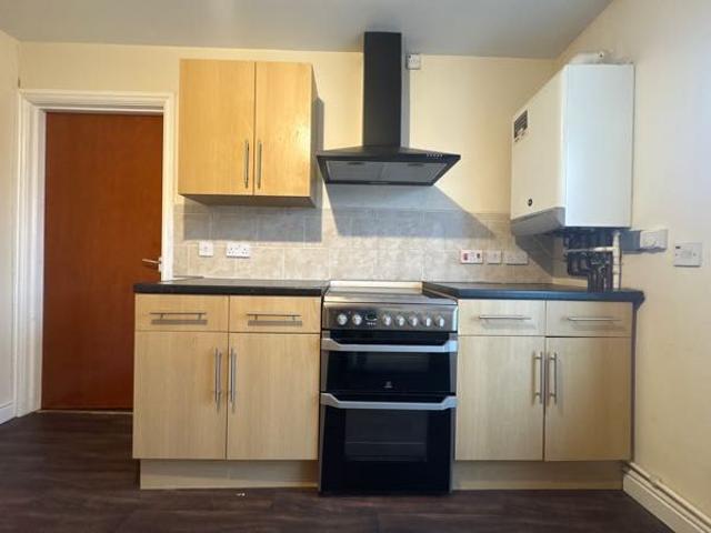 Top Floor Flat, Morgan Street, Tredegar NP22, 2 bed flat to rent, £650 pcm | PrimeLocation