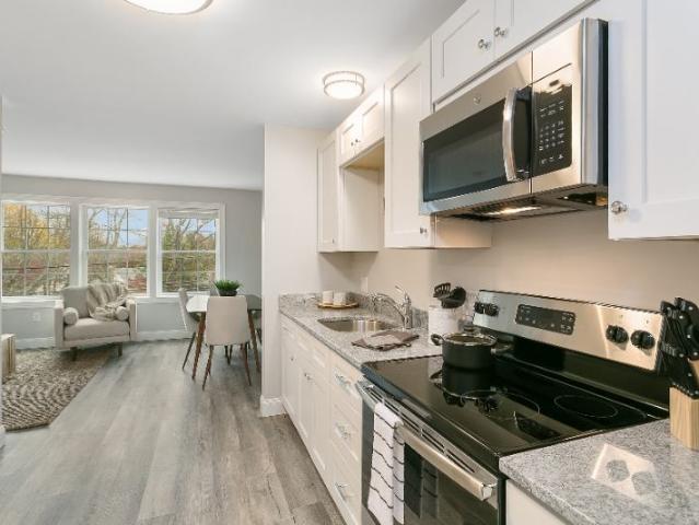 Top Floor Studio Unit in almost NEW Building