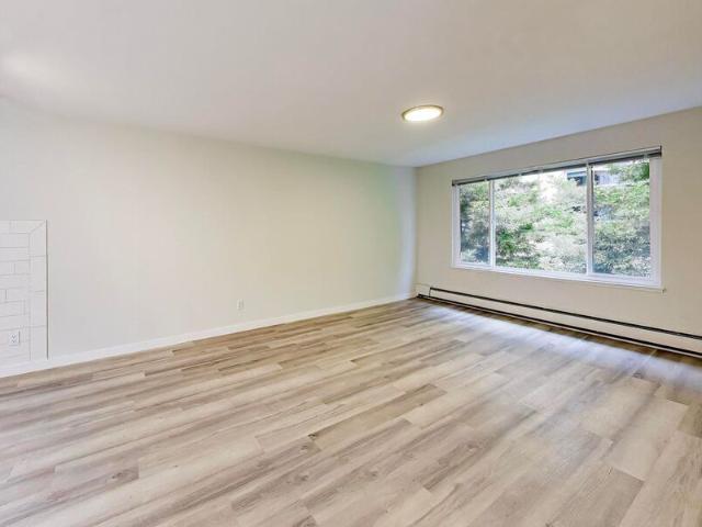 Top Floor Updated One Bedroom with Skylights in Pacific Heights | 1737 Jackson Street