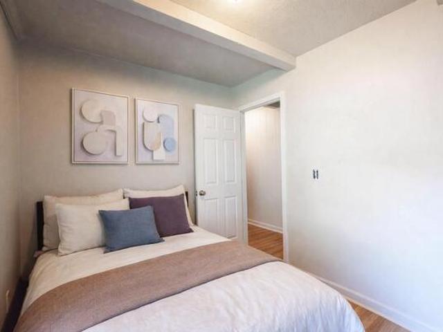 Top Host Updated Shelby Forest ranch home w/ Large Fenced Yard