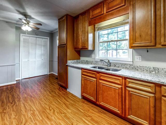 Top Host Updated Shelby Forest ranch home w Large