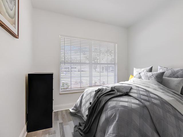 Top Host Relaxed Tampa Living with Furnished Spaces & Friendly Vibes
