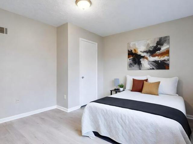 Top Host Spacious Home with Yard & Convenient Access to Local Amenities