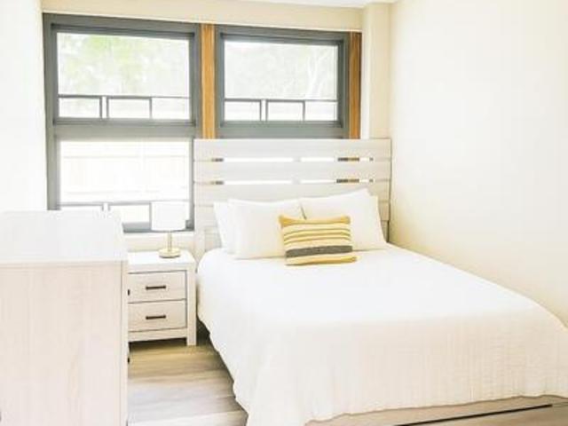 Top Rated Host! Cozy Room Near I 75 & I 4 Intersection!