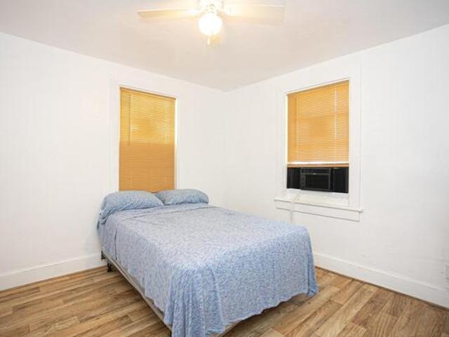 [TOP RATED HOST] Private Rooms for Rent – Cozy Duplex Living! Near Bus Stop
