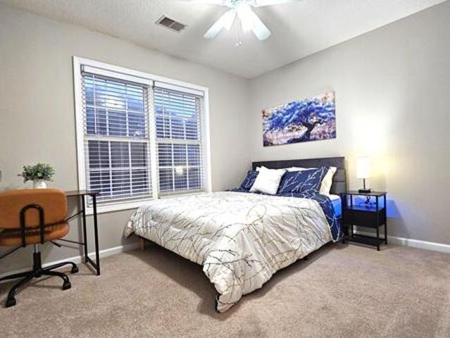 Top Rated High End Home | Fresh Renovations | Professional Cleaning | Hi Speed WiFi | Excellent Location and More