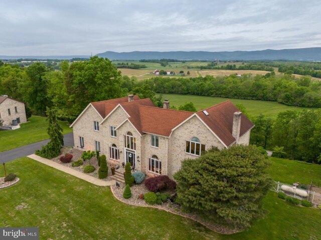 Topaz Dr, Chambersburg, Home For Sale
