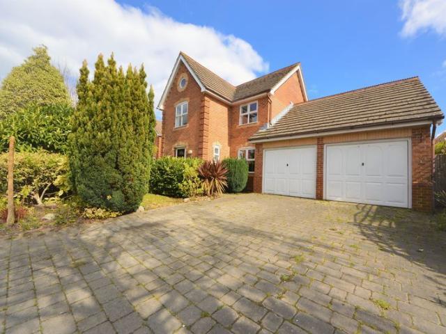 Topaz Grove, Waterlooville PO7, 4 bed detached house to rent, £2,300 pcm | PrimeLocation