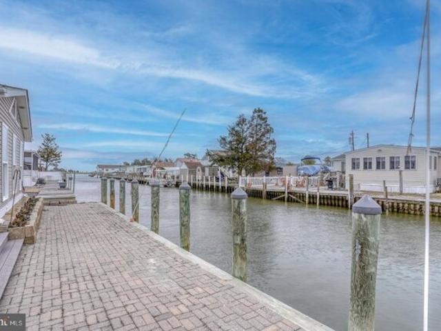 Topaz Rd Unit,long Neck, Home For Sale