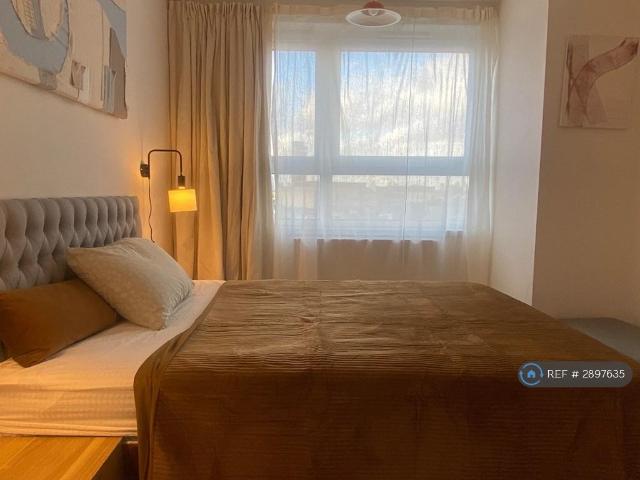 Topham House, London, SE10 1 bed flat to rent £1,850 pcm £427 pw