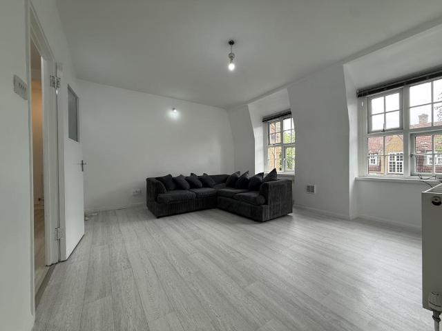 Topham Square, LONDON 2 bed apartment to rent £1,750 pcm £404 pw