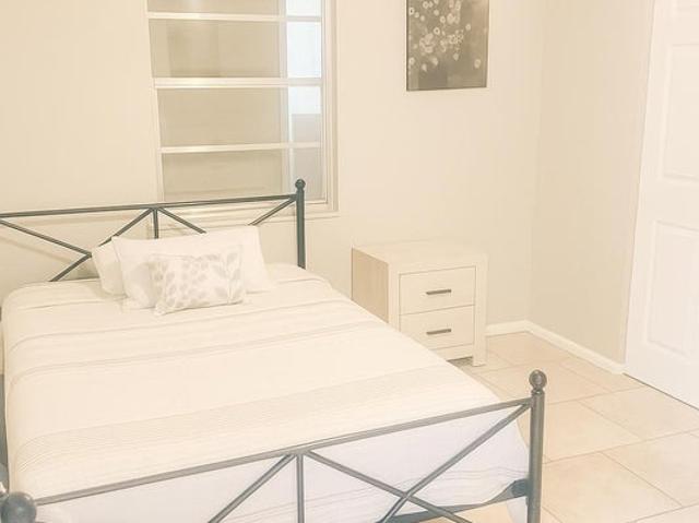 TopRated Host! Cozy Room Near I & I Intersection!