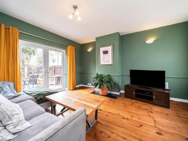Topsham Road, London SW17 4 bed house to rent £4,400 pcm £1,015 pw