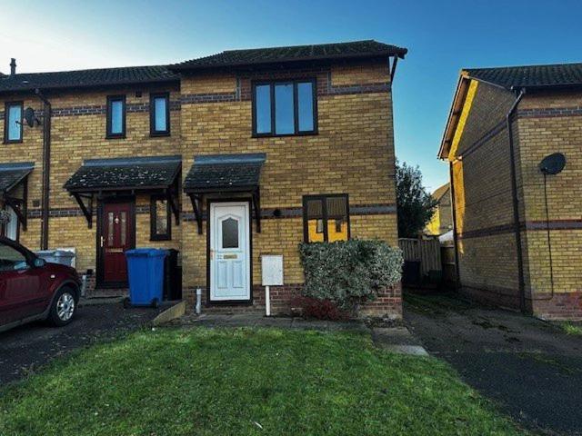 Torville Crescent, Kettering NN15, 2 bed property to rent, £950 pcm | PrimeLocation