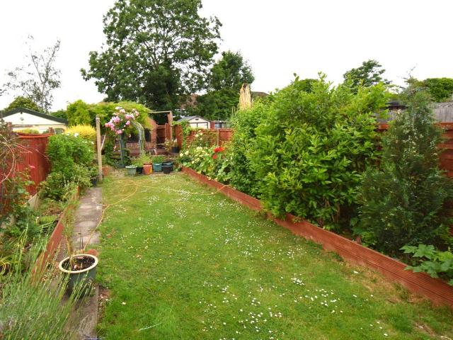 Torbay Road, Harrow HA2 4 bed terraced house to rent £2,600 pcm £600 pw