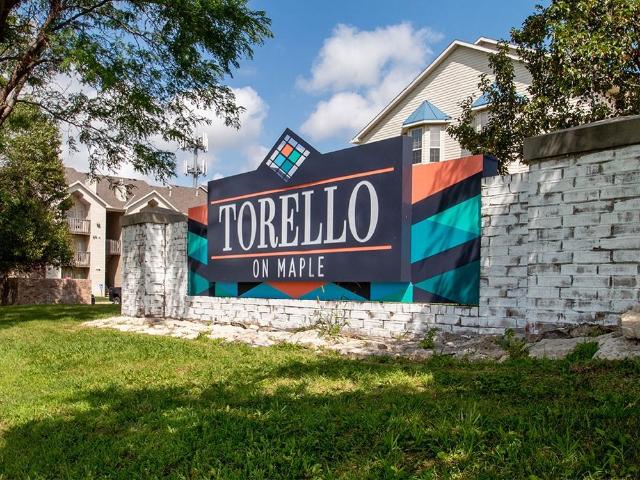 Torello on Maple 1 Bedroom Apartment for Rent at 13915 Manderson Plz, Omaha, NE 68164 Hillsborough