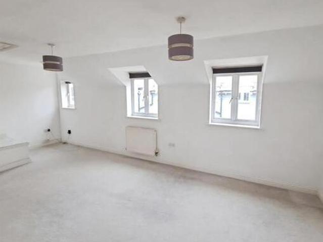 Torold Drive, Hampton Centre, 2 Bedroom House