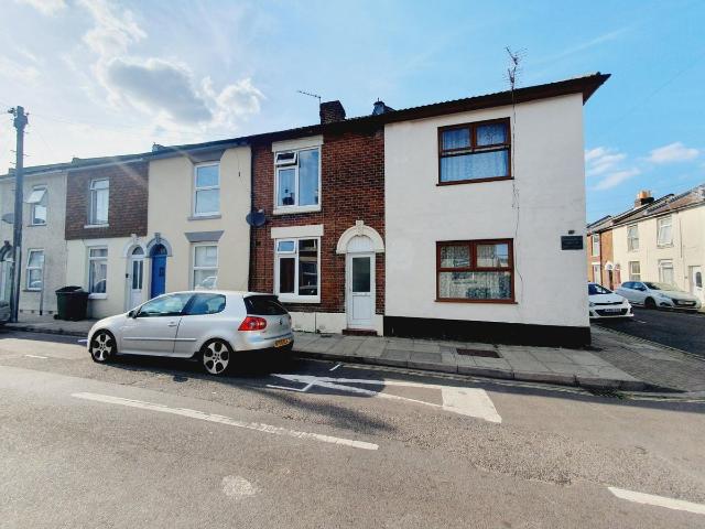 Toronto Road Gold Sub, North End, Portsmouth, Hampshire PO2, 2 bed terraced house to rent, £1,250 pcm | PrimeLocation