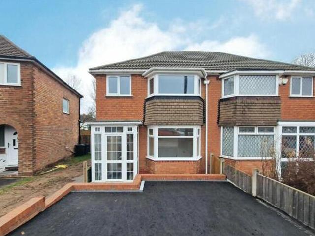 Torre Avenue, Northfield, 3 Bedroom Semi detached