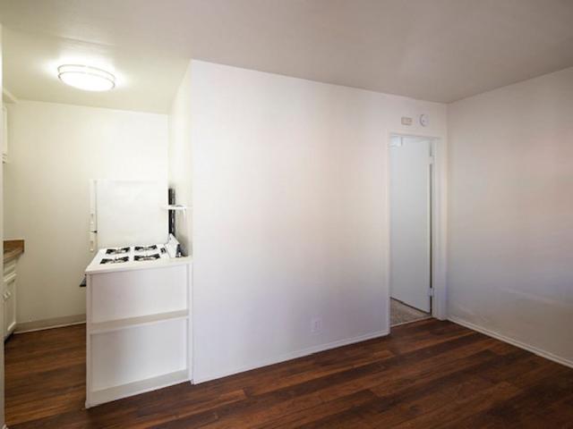 Torre Del Mar 1 Bedroom Apartment for Rent at 4925 Del Mar Ave, San Diego, CA 92107 Ocean Beach