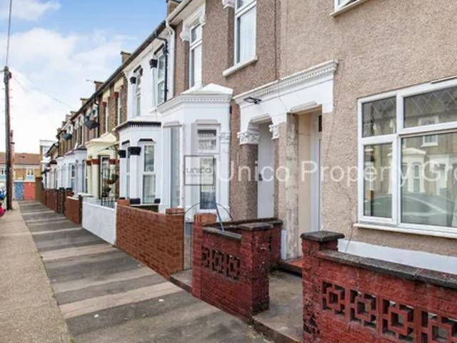 Torrens Road, London, SW2 5BT, United Kingdom | 5 bed townhouse for rent #154630769 | Rentberry