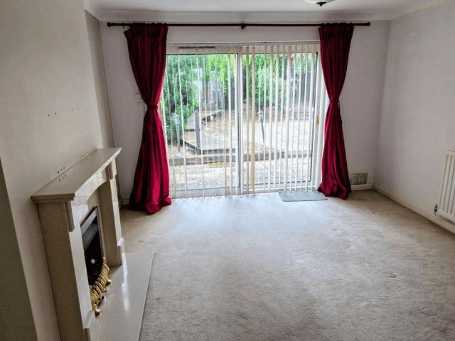 Torrington Avenue, Coventry, CV4