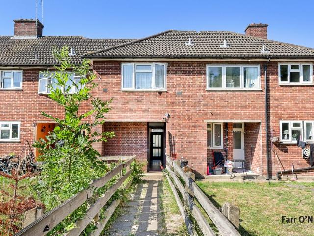 Torrington Drive, Loughton IG10, 1 bed flat to rent, £1,350 pcm | PrimeLocation