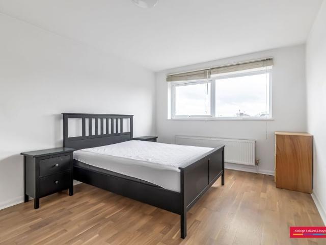 Torrington Park, Finchley, London, N12