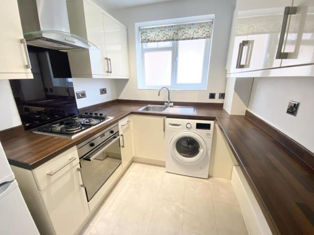 TORRINGTON PARK, NORTH FINCHLEY, N12 1 bed flat to rent £1,450 pcm £335 pw