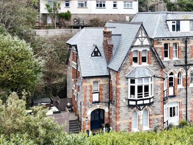 Torrs Park, Ilfracombe, 8 Bedroom Semi detached