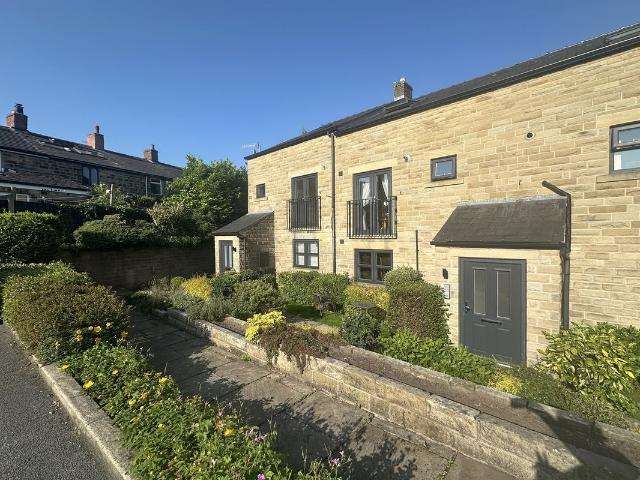Torside Mews, Hadfield, Glossop SK13, 2 bed flat to rent, £995 pcm | PrimeLocation