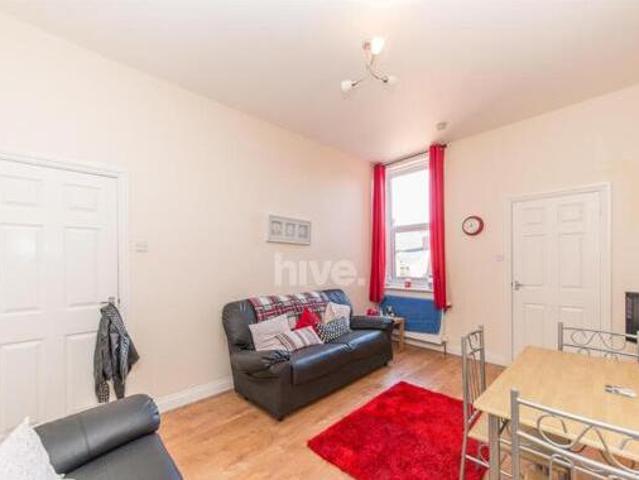 Tosson Terrace, Heaton, 3 Bedroom Flat