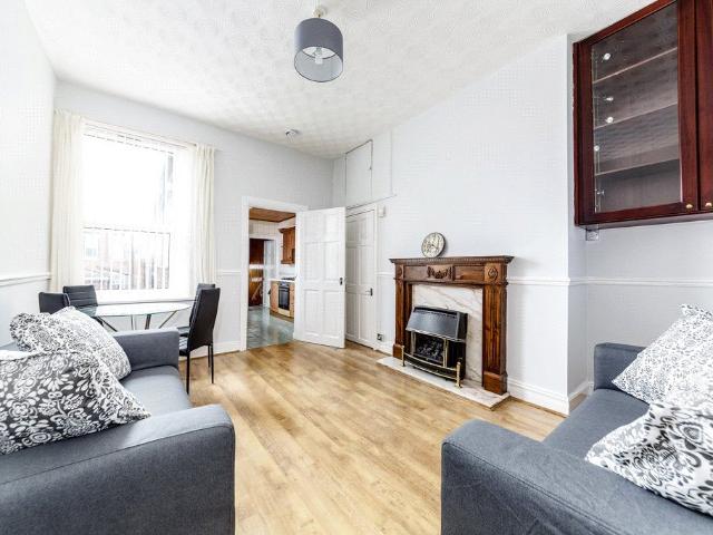 Tosson Terrace, Heaton, Newcastle Upon Tyne NE6, 3 bed flat to rent, £1,200 pcm | PrimeLocation