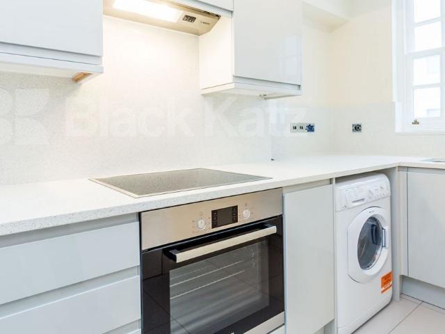 Tottenham Court Road, West End W1T, 2 bed flat to rent, £3,358 pcm | PrimeLocation